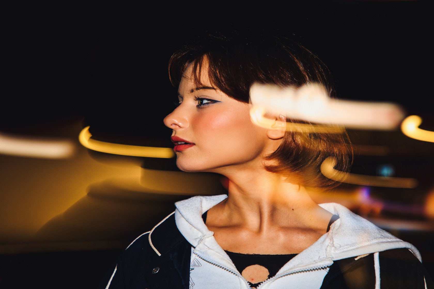 Long Exposure Portrait Photography Explained Simply | Aperty Blog