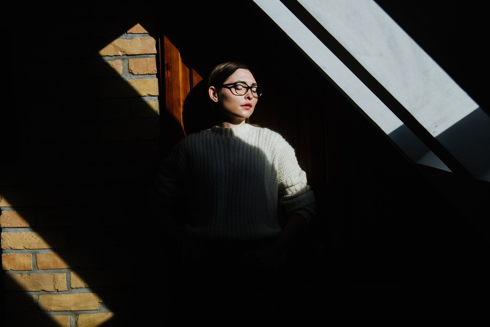 Studio Lighting Setups: Photography Cheat Sheet | Aperty Blog