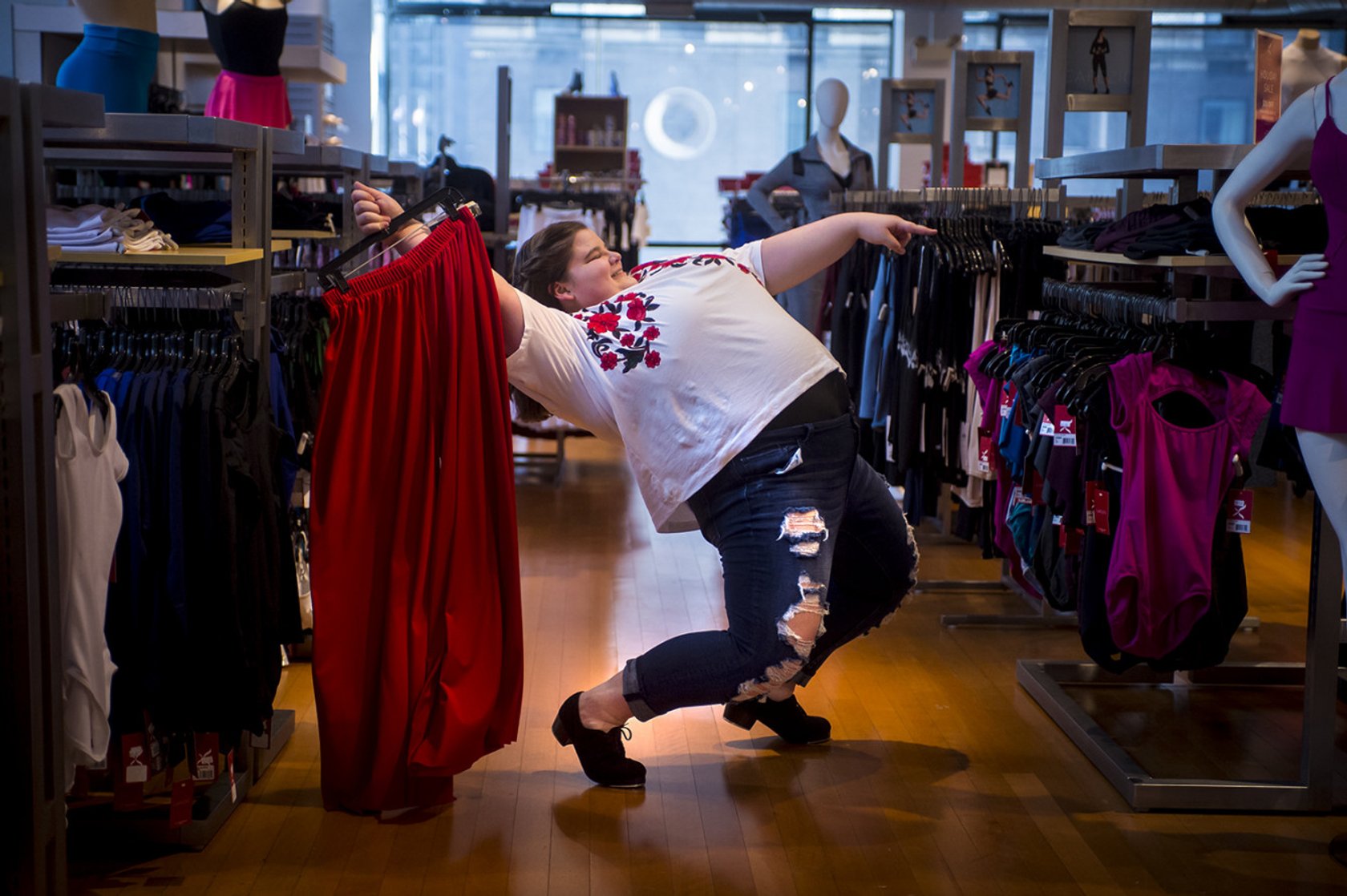 Lizzy Howell is Breaking Stereotypes with Her Fouettes | Skylum Blog