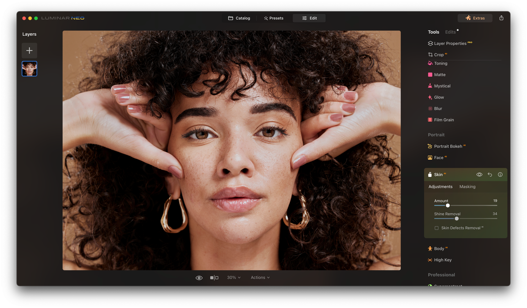 How To Edit Your Beauty Portraits Luminar Neo I Skylum Blog | Skylum How-to