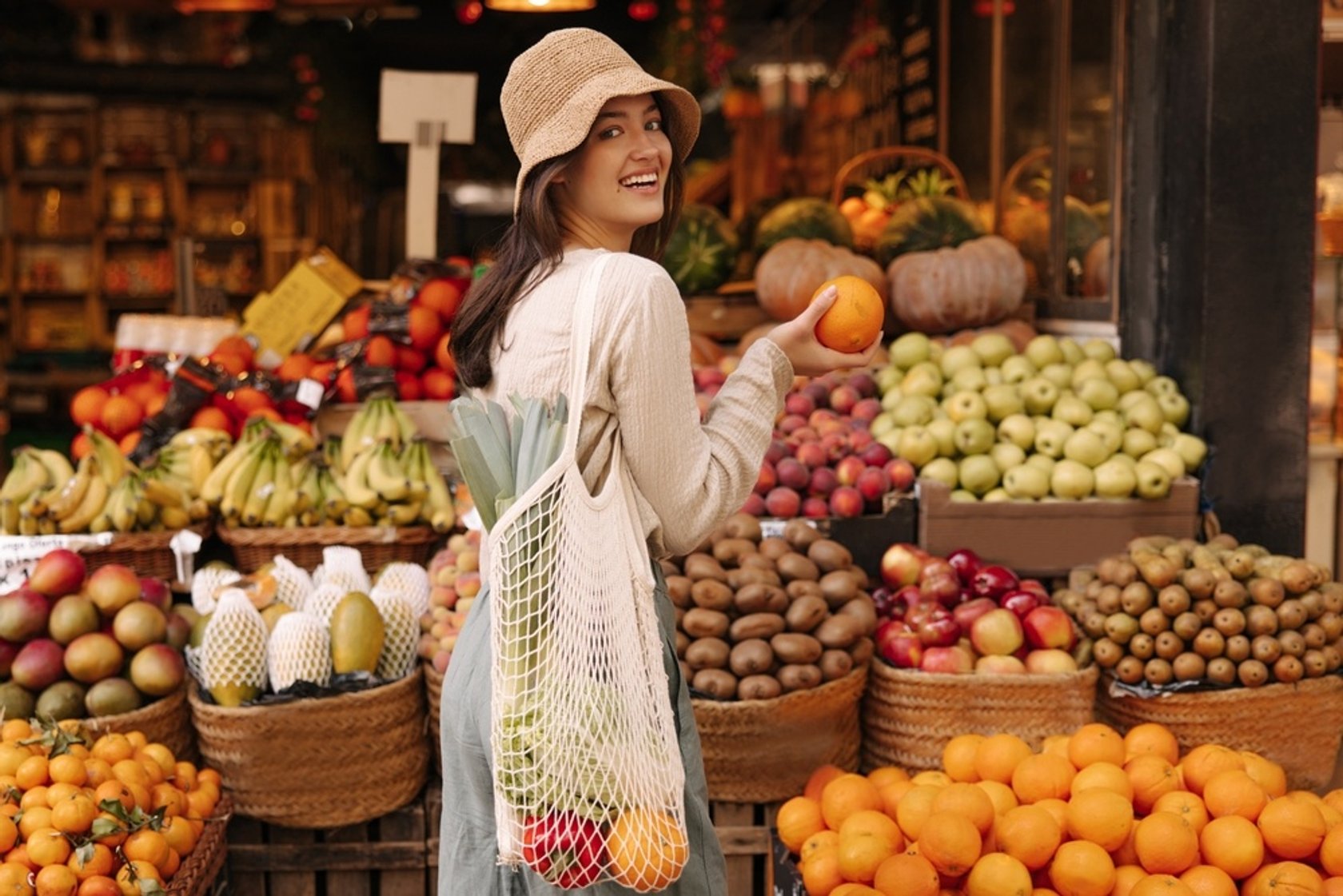 How To Use Color In Photography Creatively? | Skylum How-to