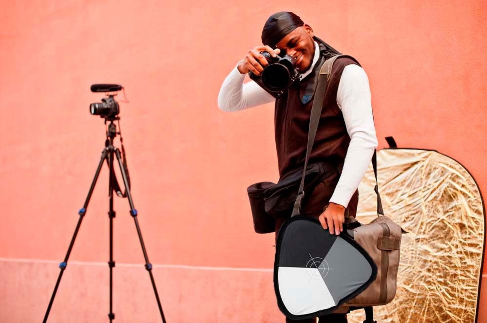 Gray Card Photography: Achieve Flawless Color Balance | Skylum Blog