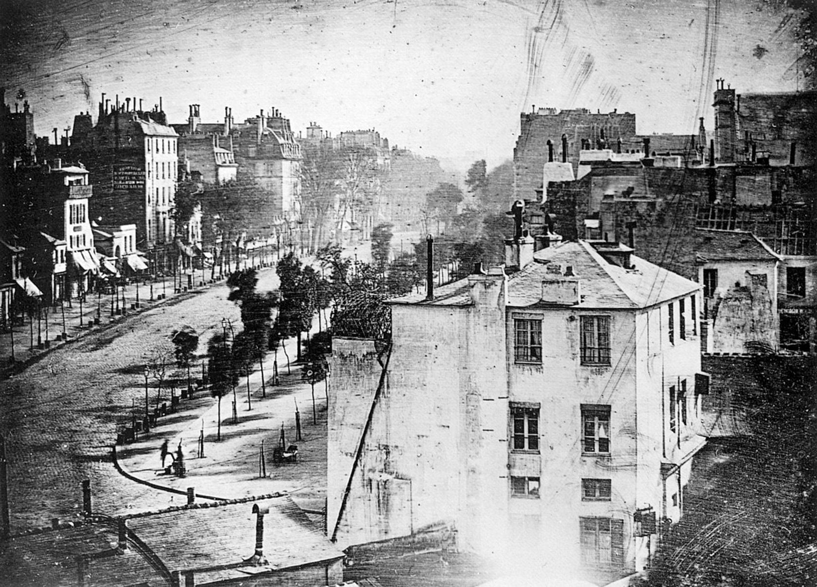 Surprising Facts About The First Photo Ever Taken | Skylum Blog