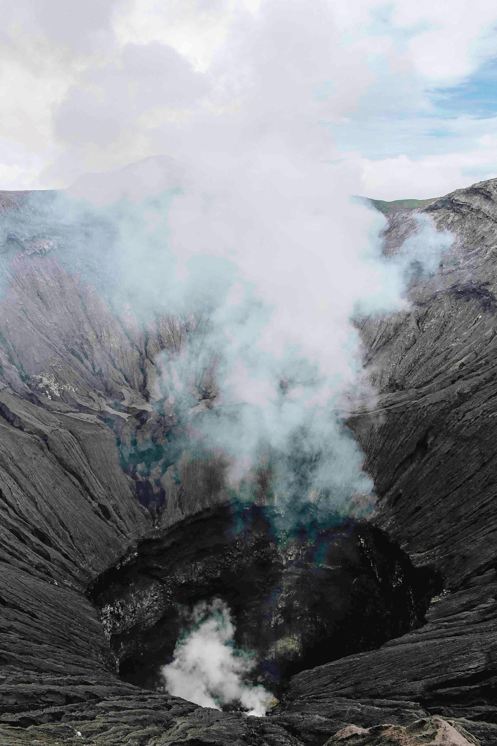 Close-Up Mountain Photography Unveiled | Skylum Blog