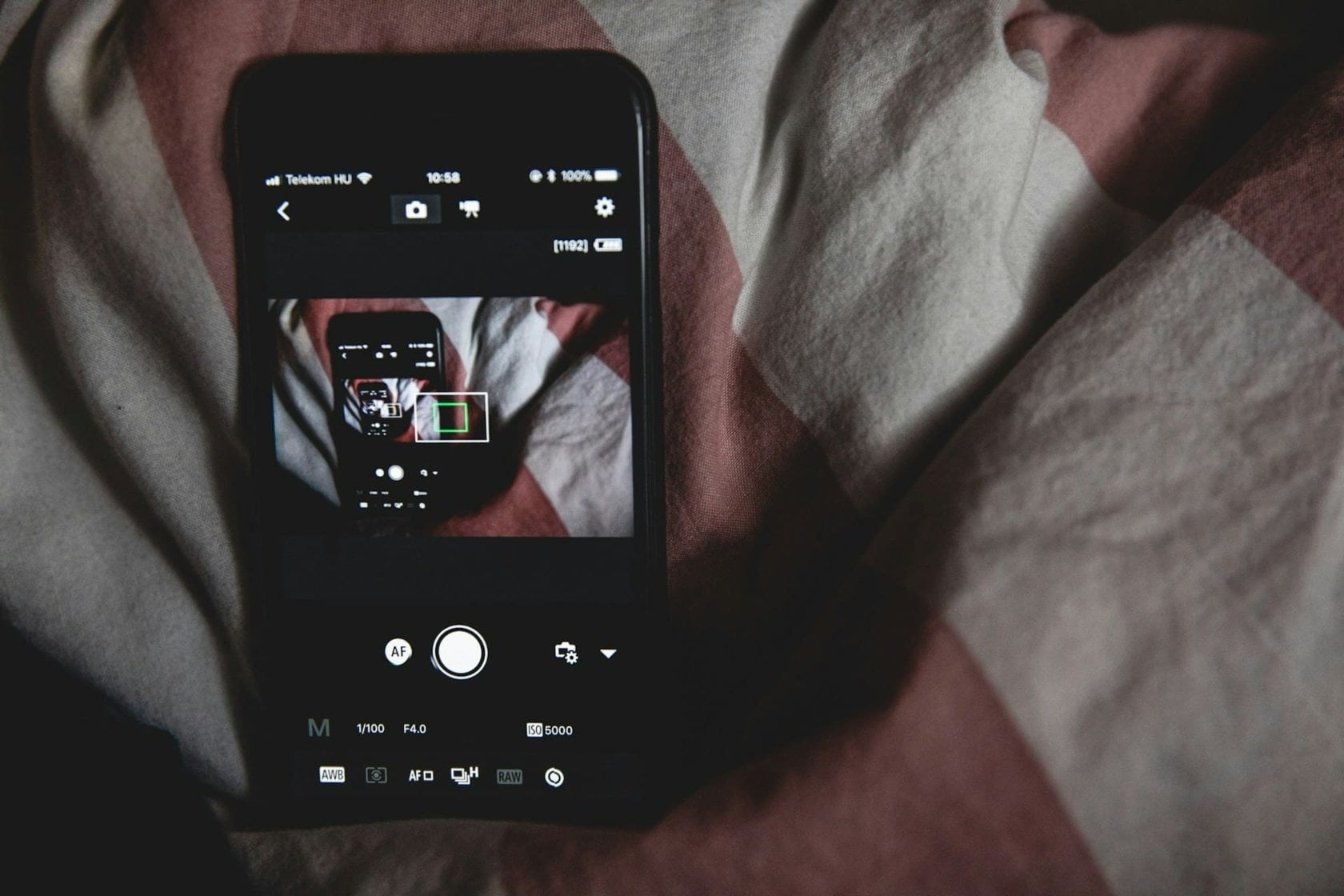 How To Adjust Exposure On iPhone - Level Up Phone Photos | Skylum Blog