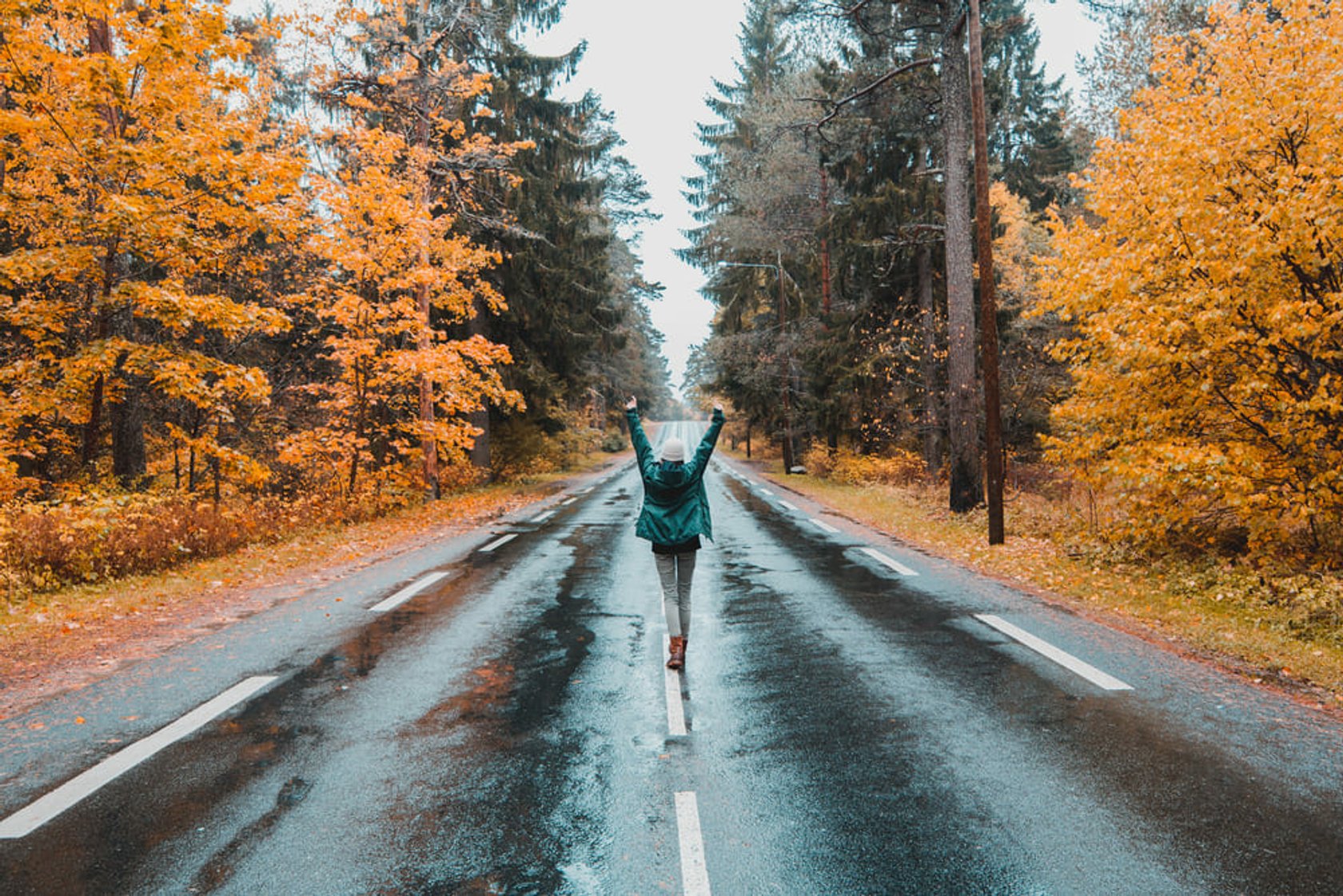 Autumn Portrait Photography: Capture the Magic of the Season | Skylum Blog