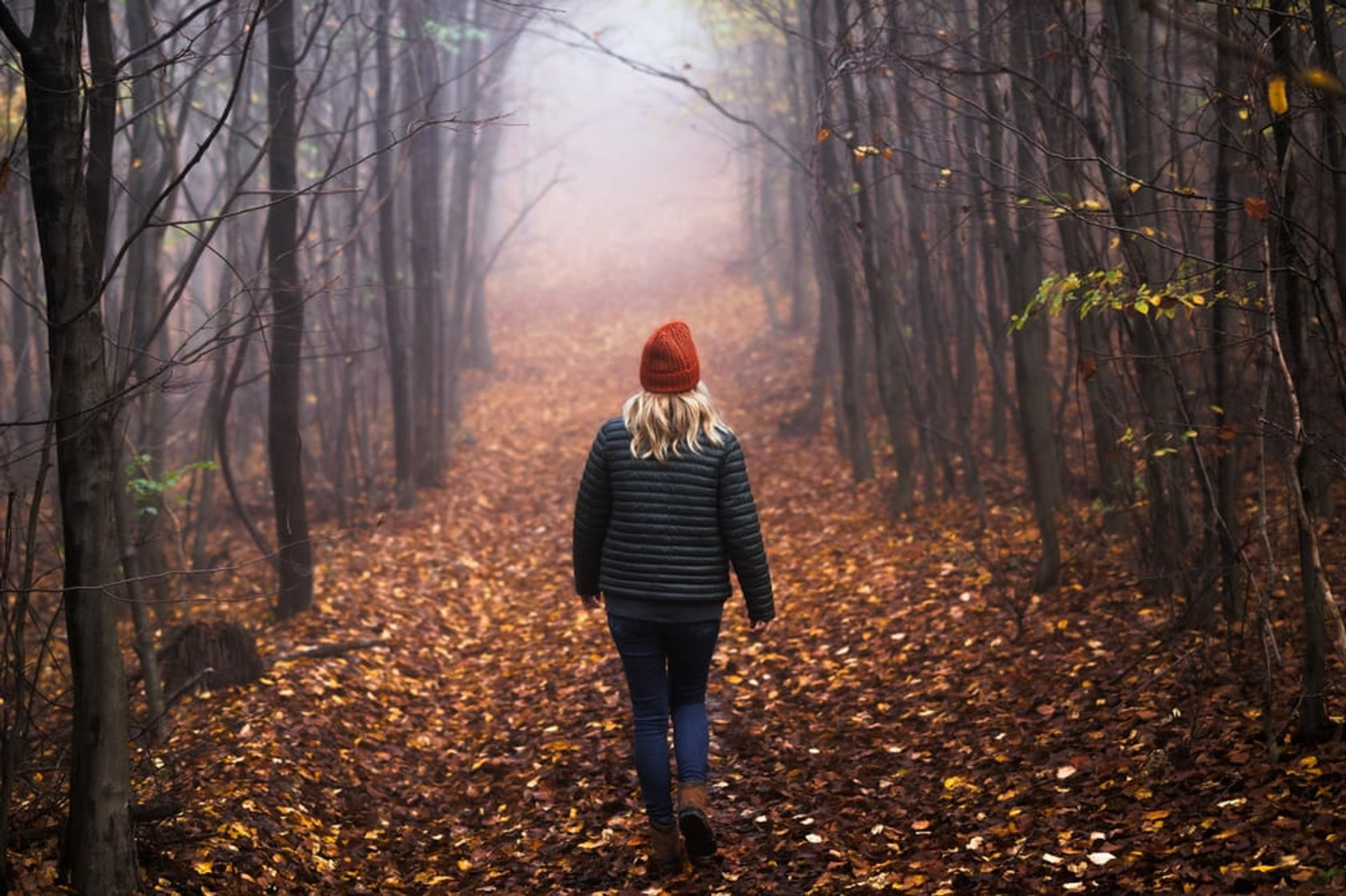 Autumn Portrait Photography: Capture the Magic of the Season | Skylum Blog