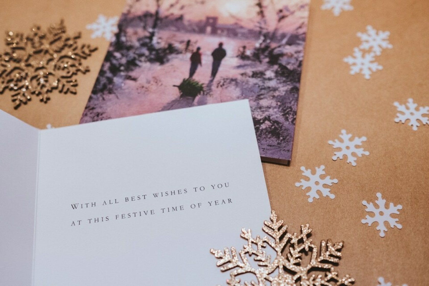Christmas Postcard Ideas To Impress Your Loved Ones | Skylum Blog
