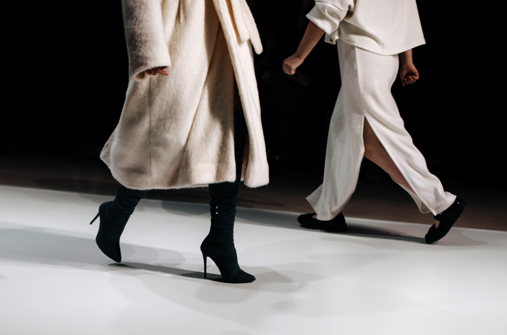 Fashion Photography: Tips To Tell A Stylish Story | Skylum Blog