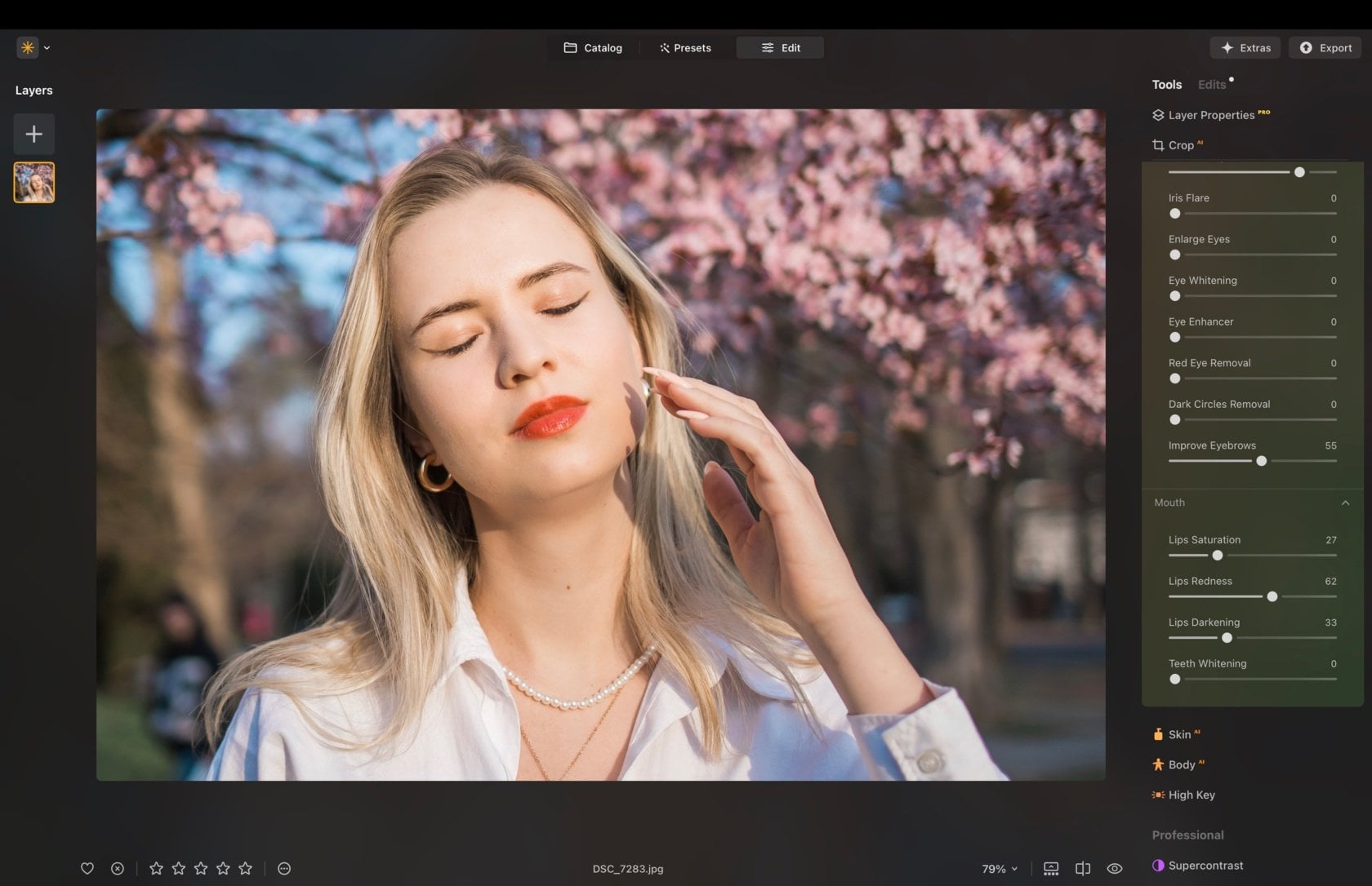 Why Do I Look Fat In Photos: Reasons & Solutions | Skylum Blog