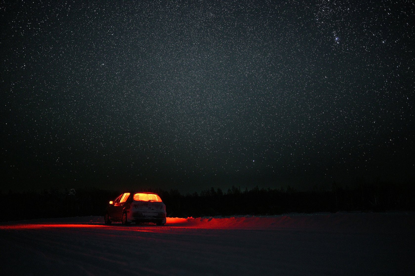 Night Car Photography: Pro Tips for Stunning Pics | Skylum Blog