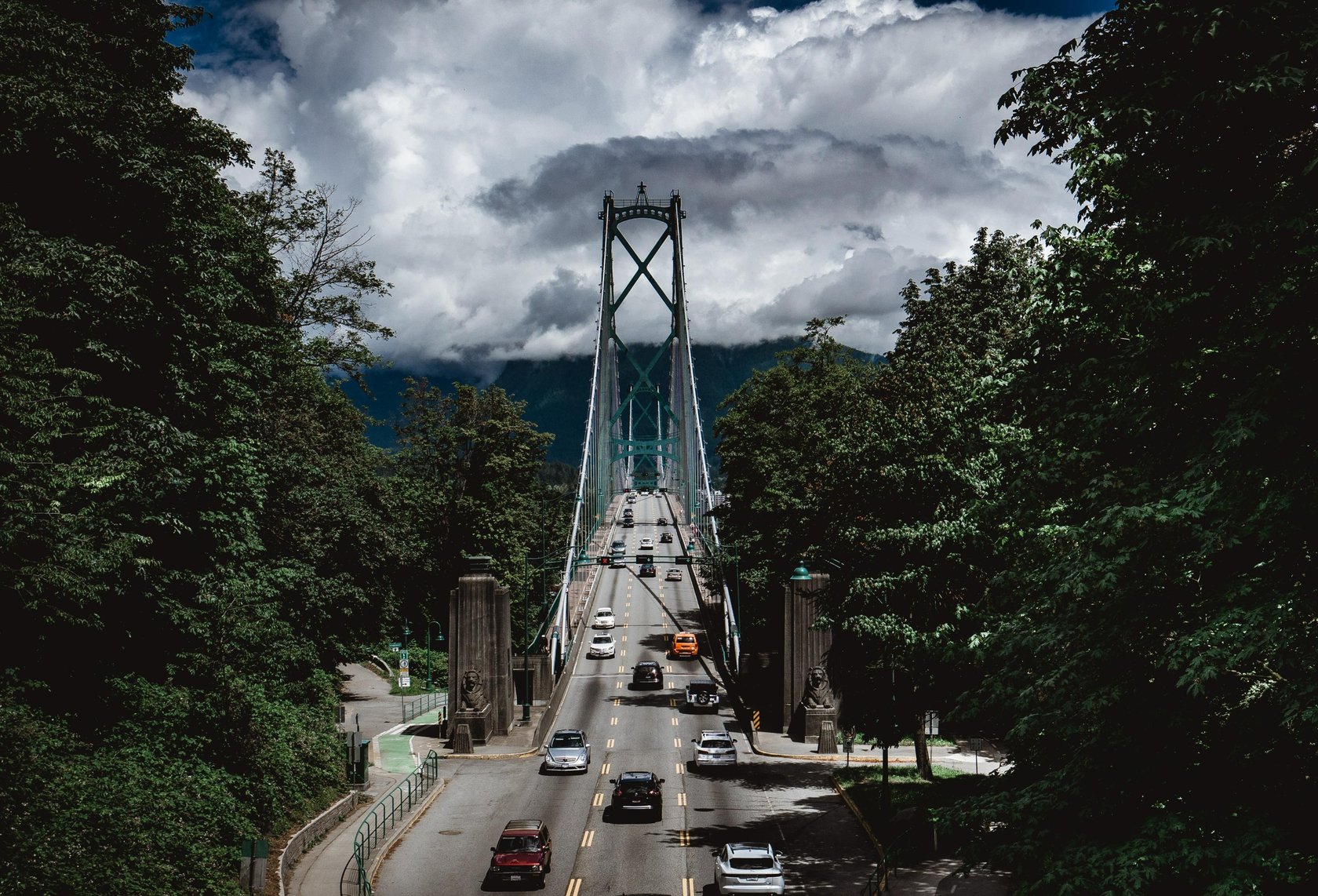 Leading Lines Photography – Efficient Technique | Skylum Blog