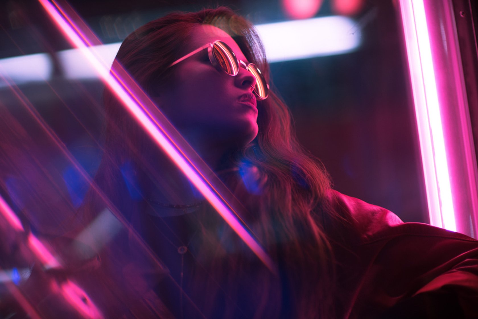 5 Creative Ideas For Portraits With Neon Lights I Skylum Blog | Skylum Blog