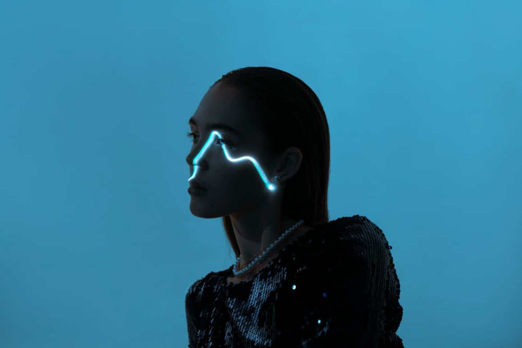 Neon Portrait Photography: Ideas For Your Photos | Skylum Blog