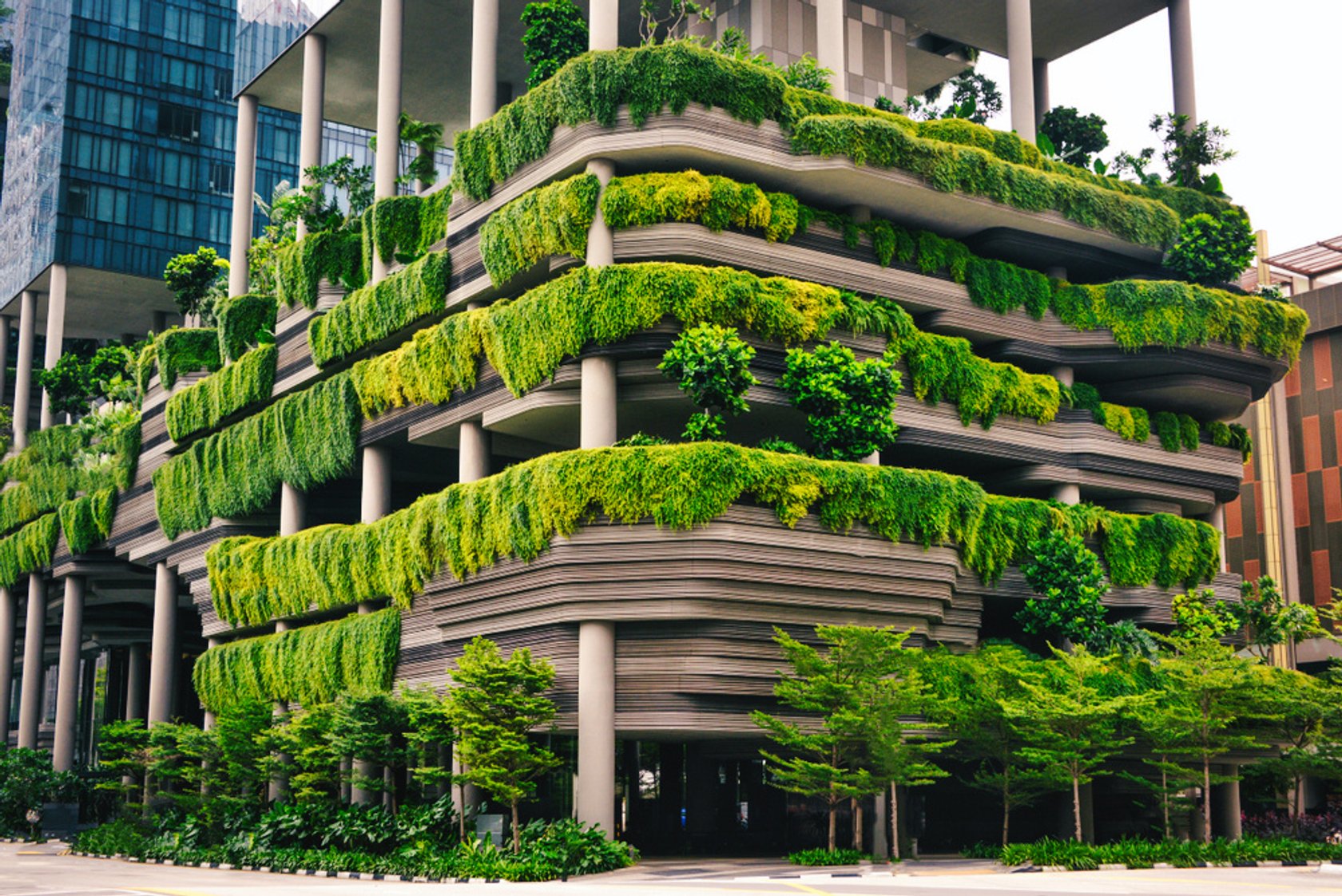 Architectural Photography Guide: Techniques and Composition | Skylum Blog