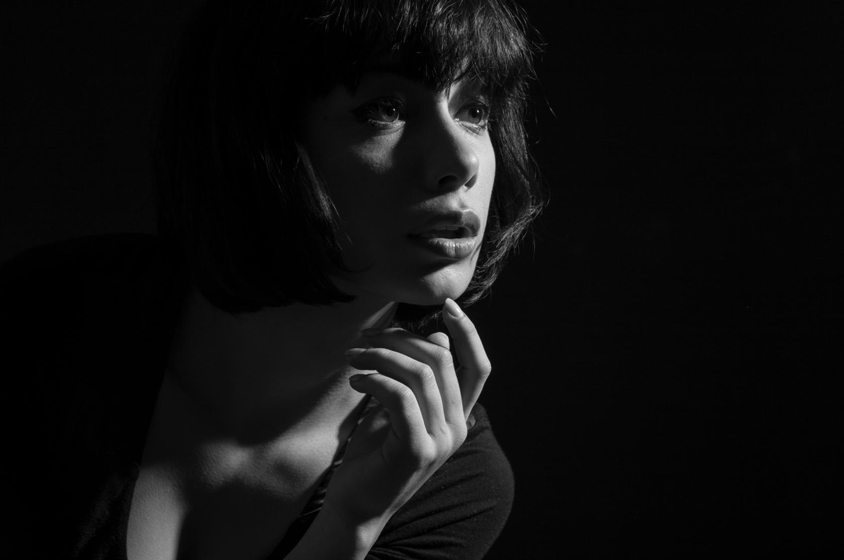 Short Lighting In Photography: Definition & Techniques