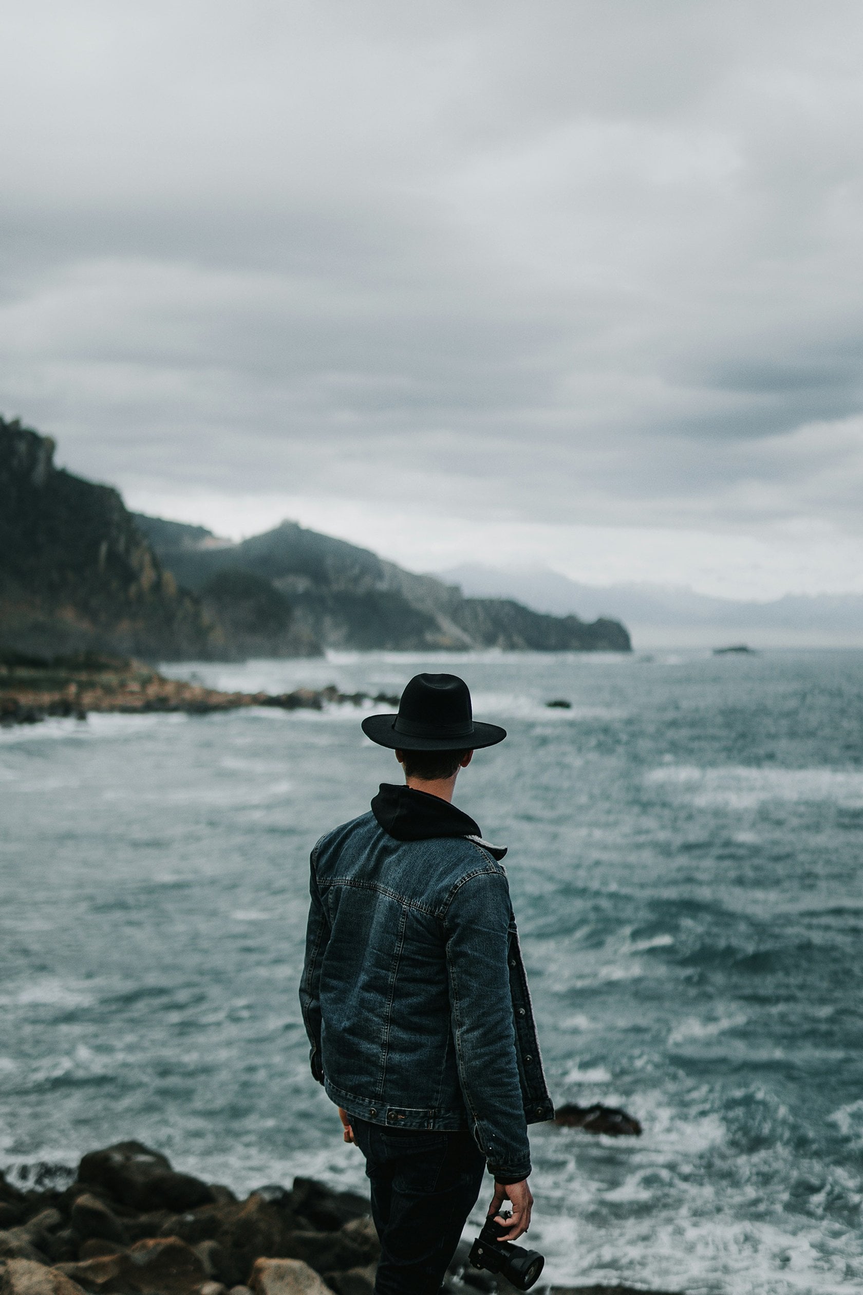 Casual Portrait Photography: Techniques and Tips | Aperty Blog