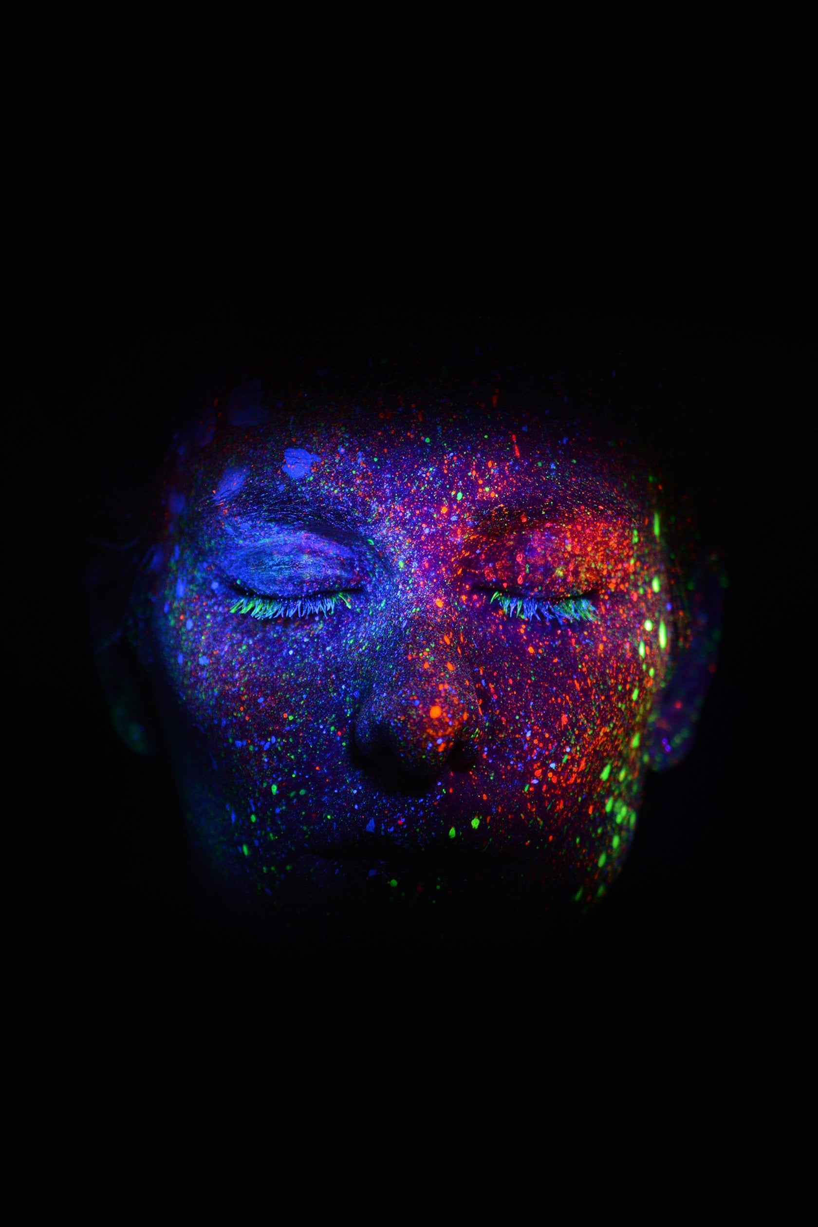 Glow-in-the-Dark Photography: Creative Ideas & Techniques