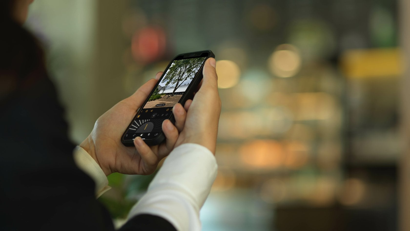Product Photography With iPhone: Simple Guide | Skylum How-to