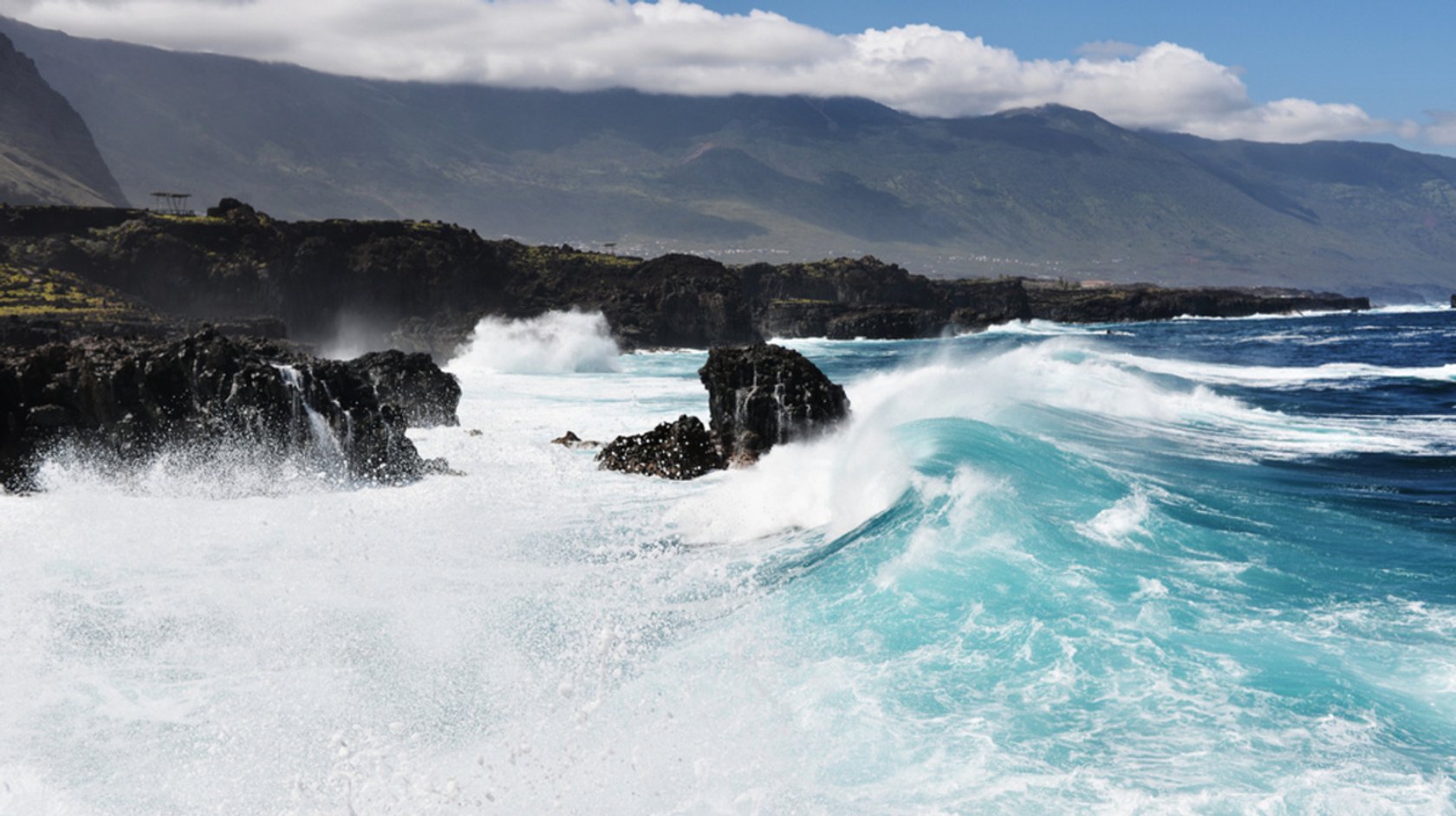 What Is Vignette Photography: Applying It Correctly | Skylum Blog