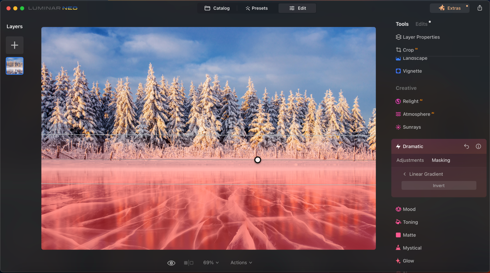 How to make a Transparent Gradient in Photoshop | Skylum How-to