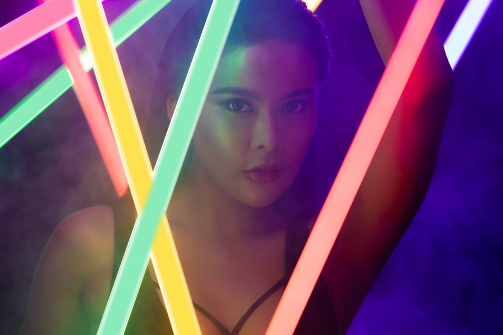 How To Use LED Light For Portraits [Full Guide] | Skylum How-to