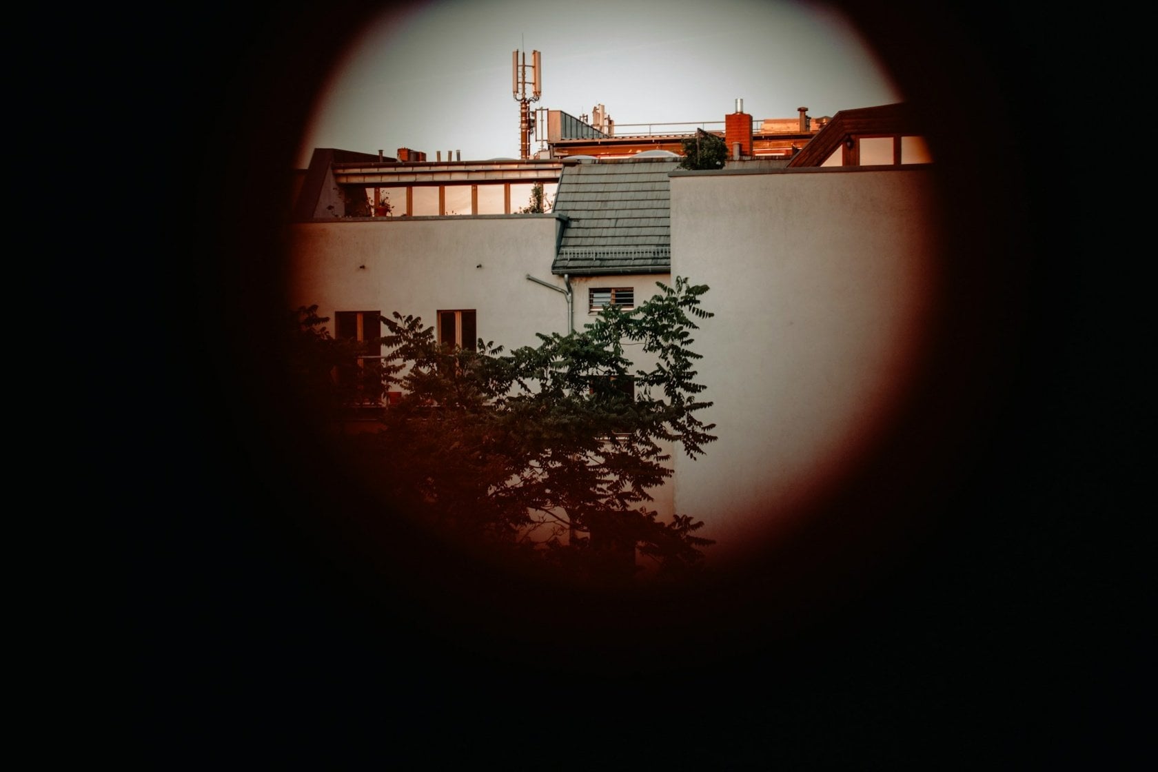 Vignetting: What is it? - Skylum Glossary