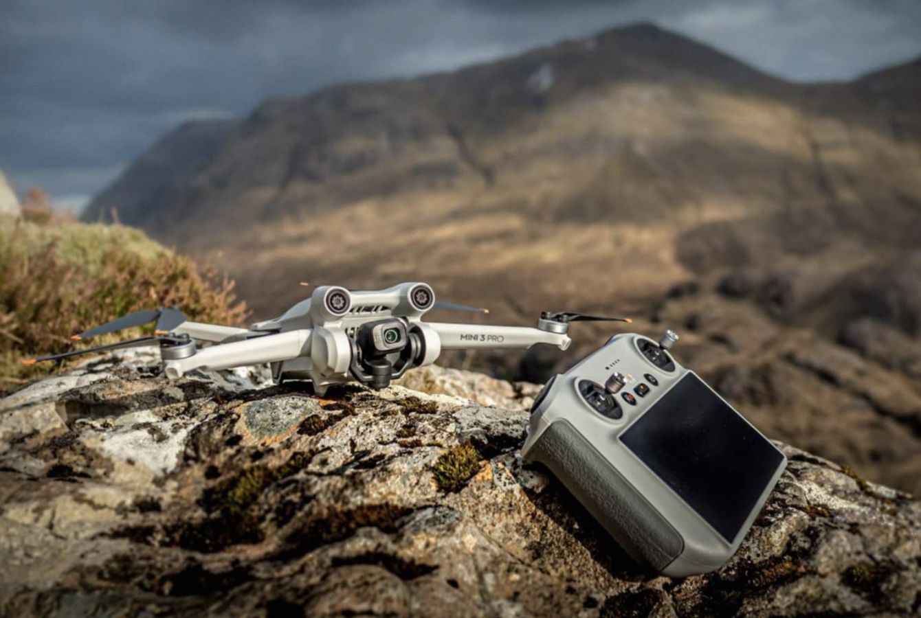 AI Image Sharpener: Make Picture Clearer with AI Sharpen Tool I Skylum